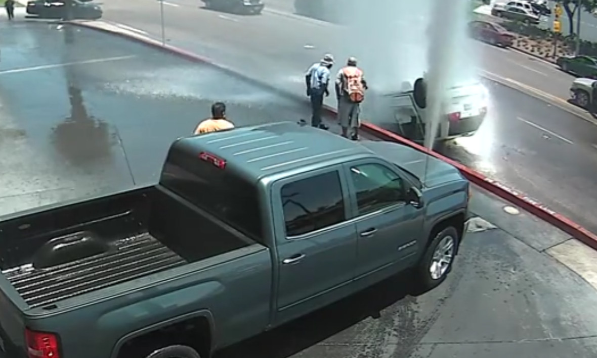 „Epic Car Wash Crash“