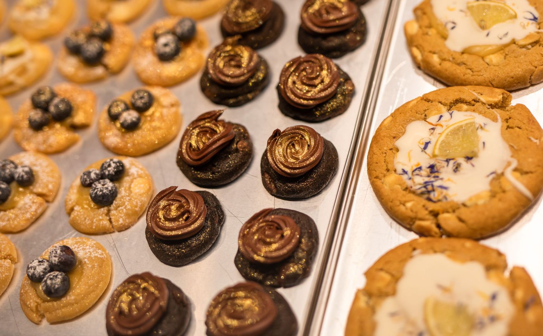 Staubtrockene Kekse waren gestern: Belegte Cookies im Trend
