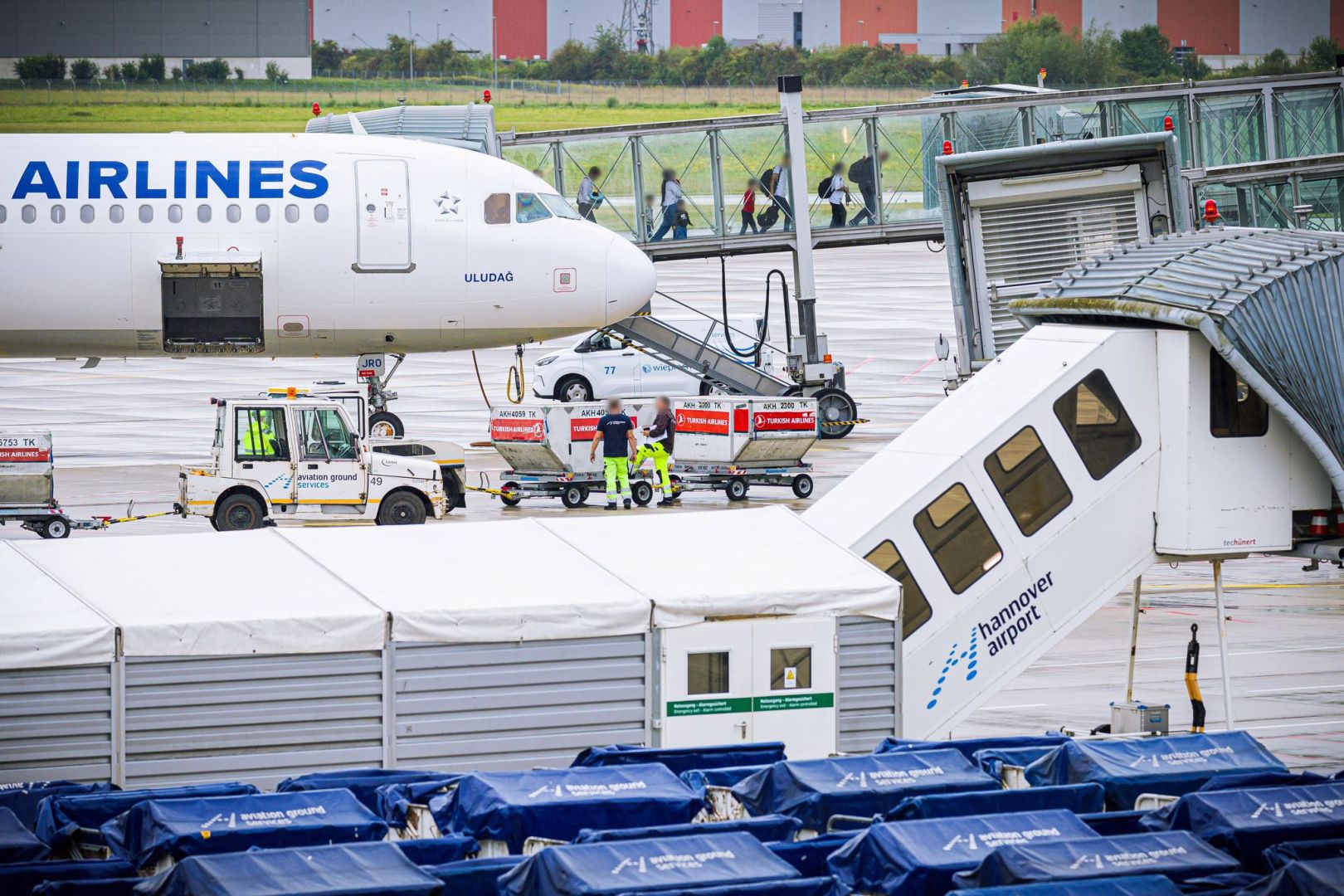 Flug mit Afghanen in Deutschland gelandet