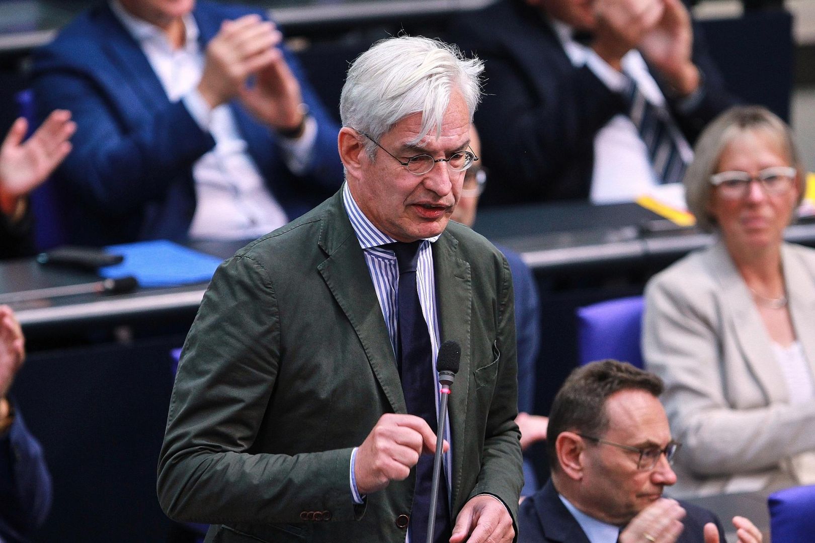 Union wirft Lindner Verlogenheit bei Haushaltsplanung vor