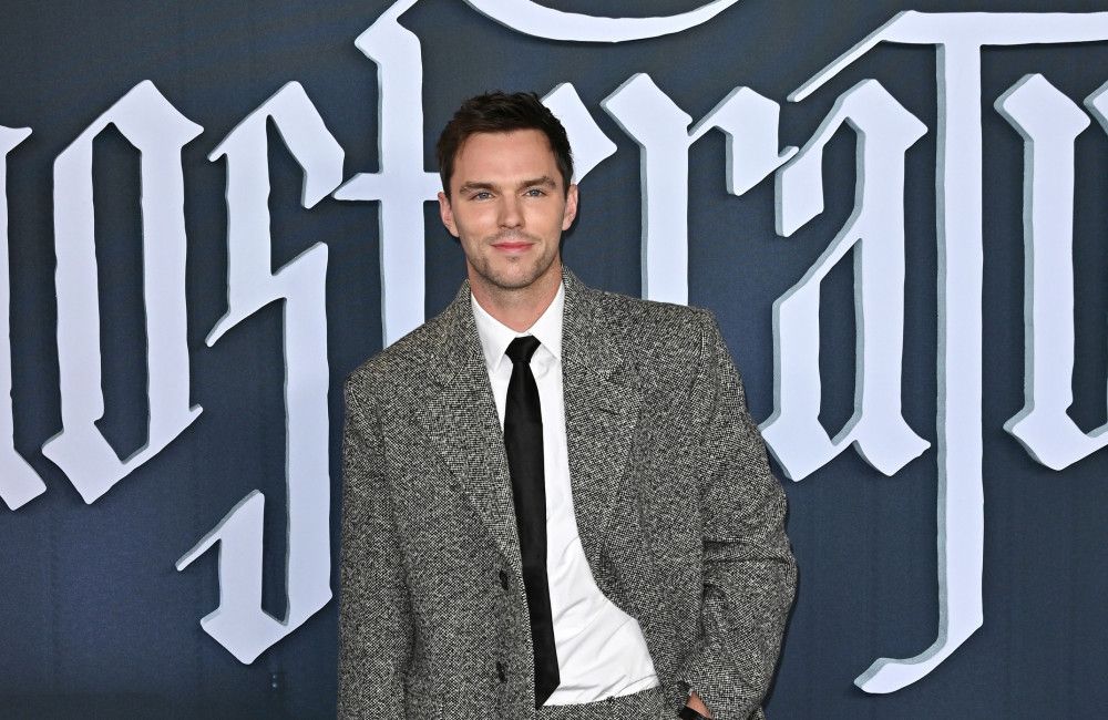 Nicholas Hoult: Er freut sich auf David Corenswet als Superman